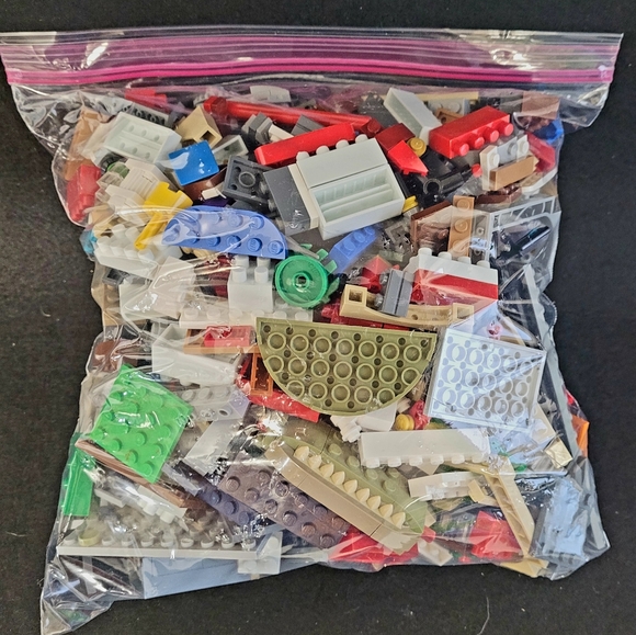 Lego | Toys | Five 5 Lbs Of Legos Each Grab Bag Holds 25 Lb Of Legos ...
